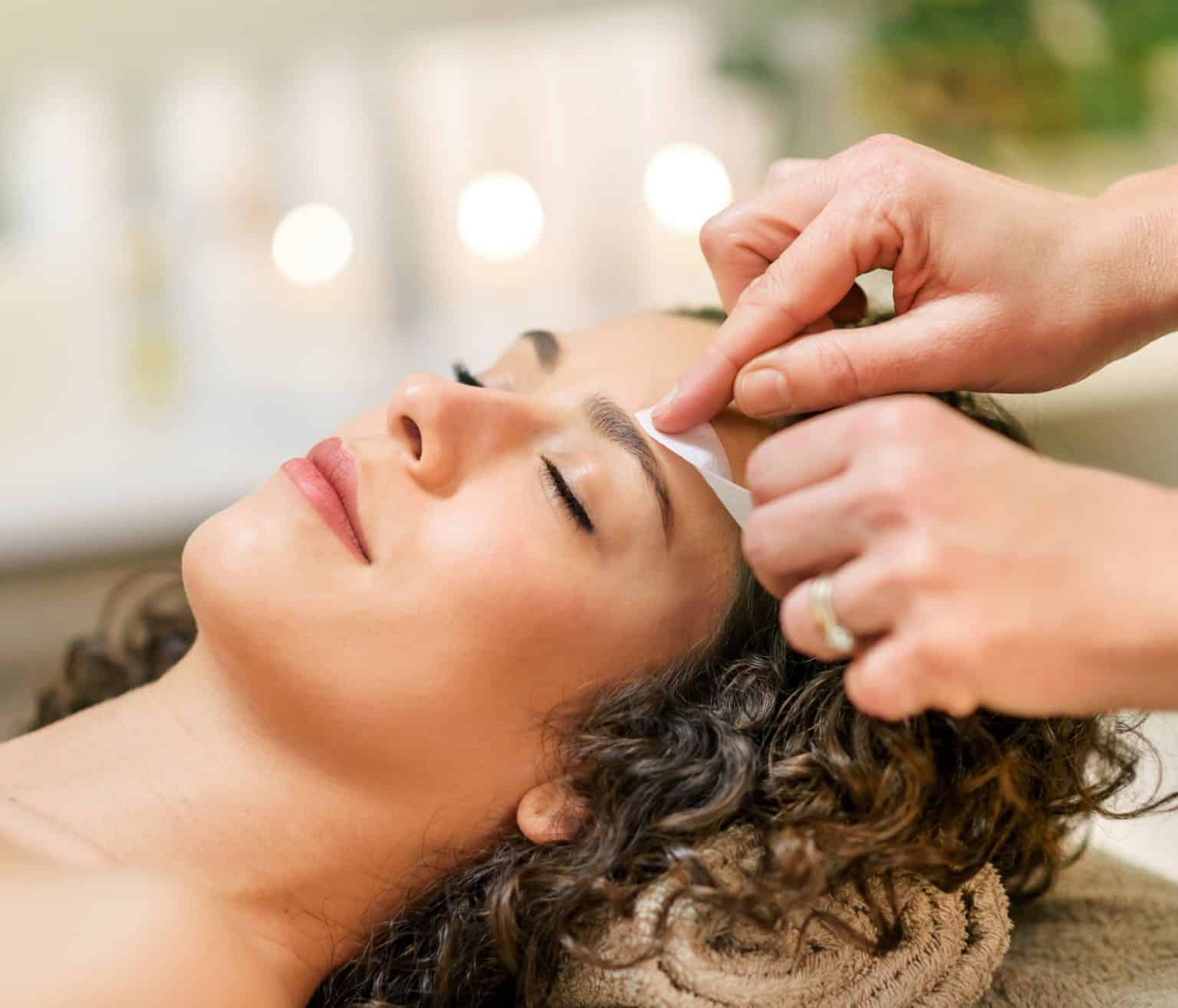 Brow Waxing in Chicago, IL | Illume Brow & Skin Studio